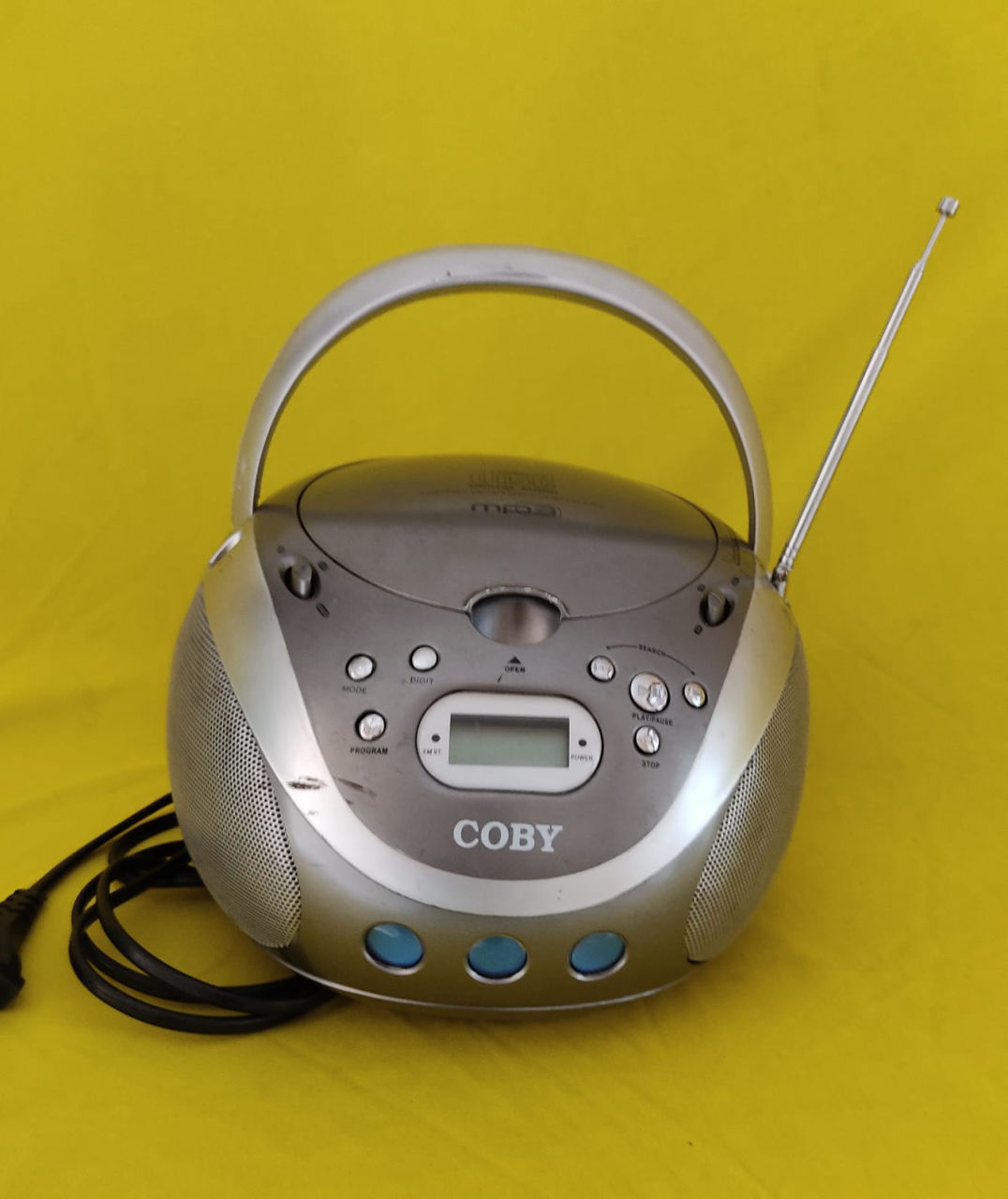 COBY - MP3 COMPACT DISC DIGITAL - RÁDIO AM/FM - 13 X 21 X 24 CM - RÁDIO ...